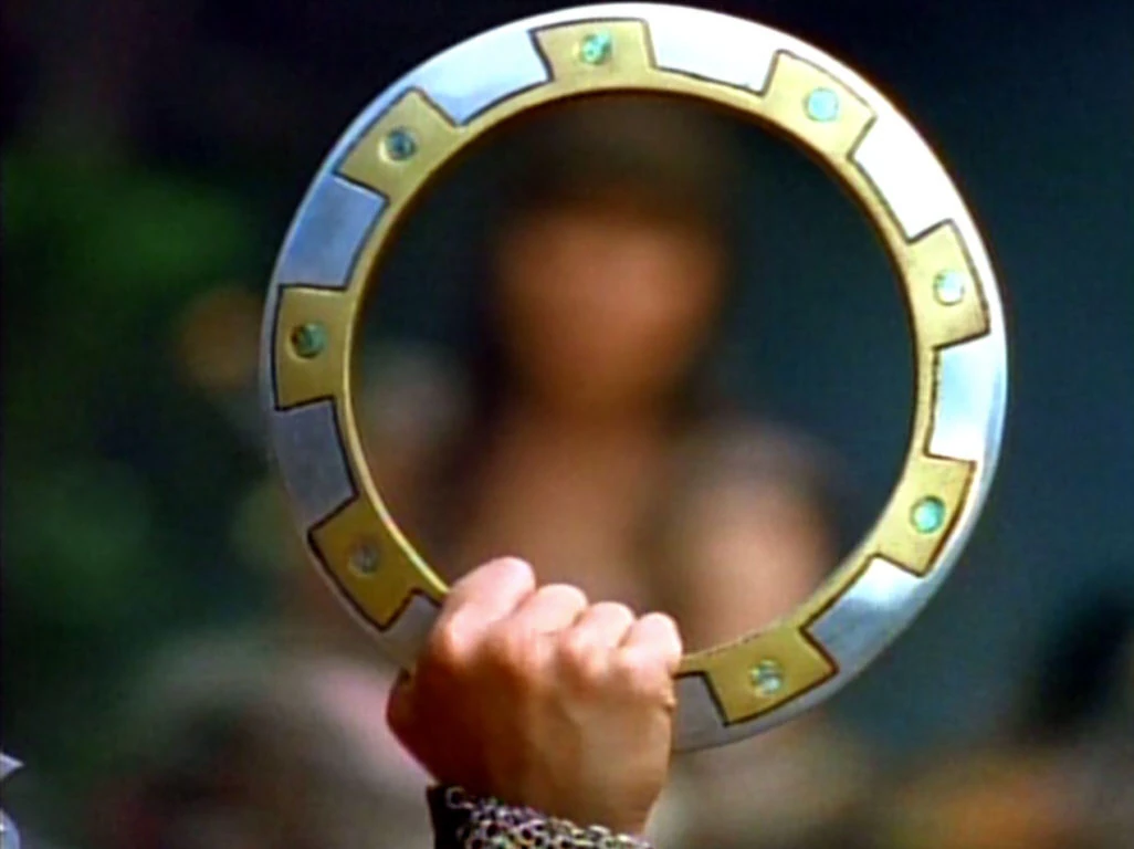 Chakram | Wiki Xena | FANDOM powered by Wikia