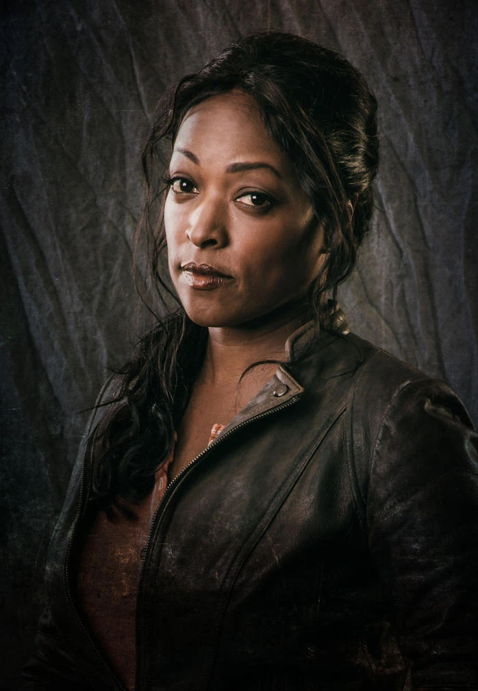 Roberta Warren | Wiki Z Nation | Fandom